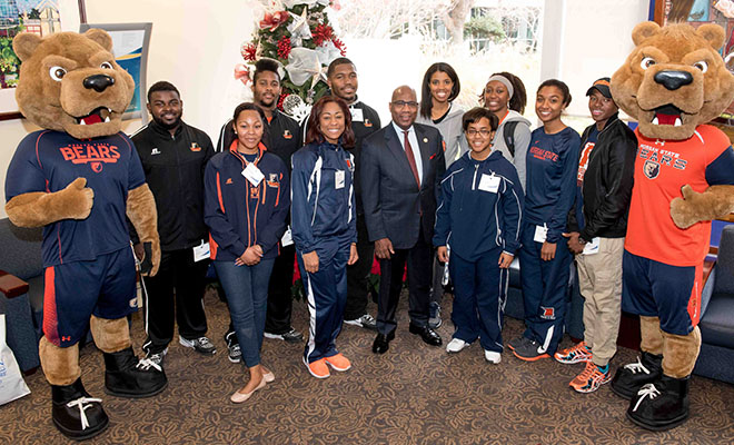 Morgan Student-Athletes Spread Holiday Cheer – Morgan State University ...